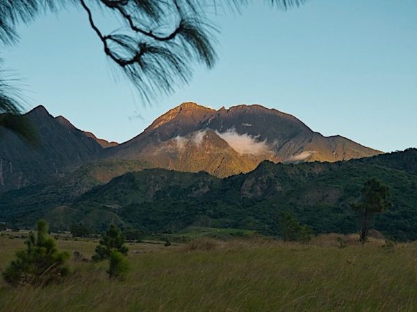 Experiencia del amanecer en el Volcán Barú – My Unique Adventure